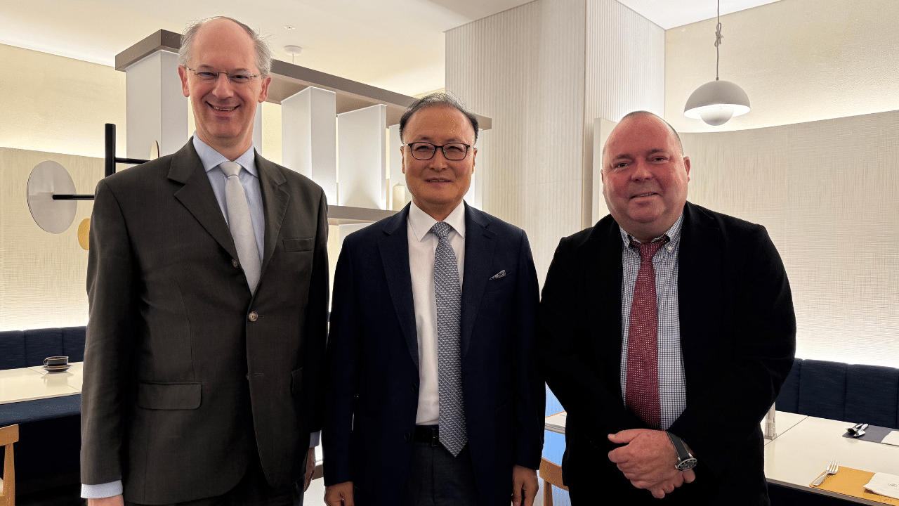 ECCK Meets with New Foreign Investment Ombudsman Kim Doo-Sik - European ...